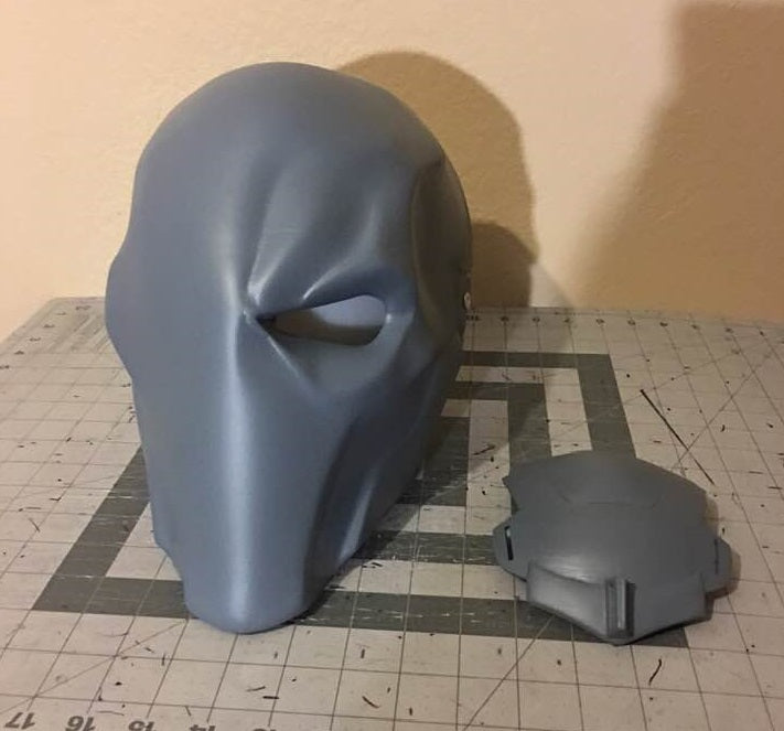 Deathstroke / Slade mask and back-plate primed and sanded and ready to ...