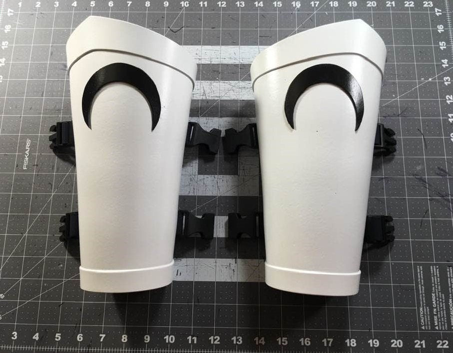 Moon Knight gauntlets forearm armor Matte White Black Moon – Maxx Grey ...